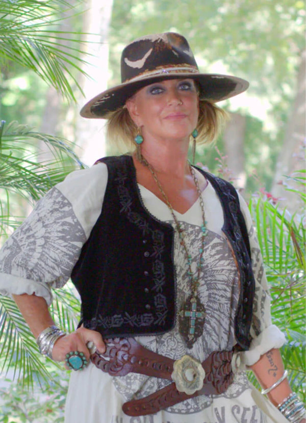 Jaded Gypsy Velvet Reign Vest – Details Direct